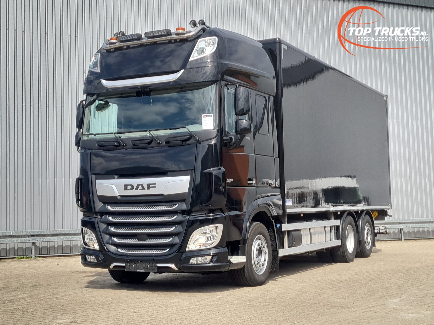 DAF box trucks - Top Trucks