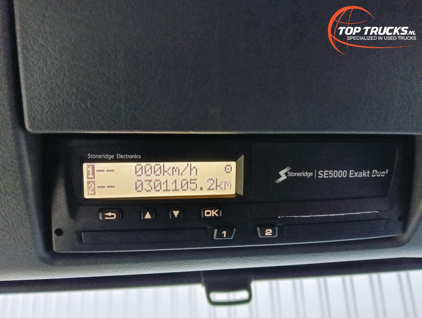 MAN TGS 35.360 8x2 - 24 TM Crane, Machine transporter, Loading ramp, towing truck 5,4 T. winch ...